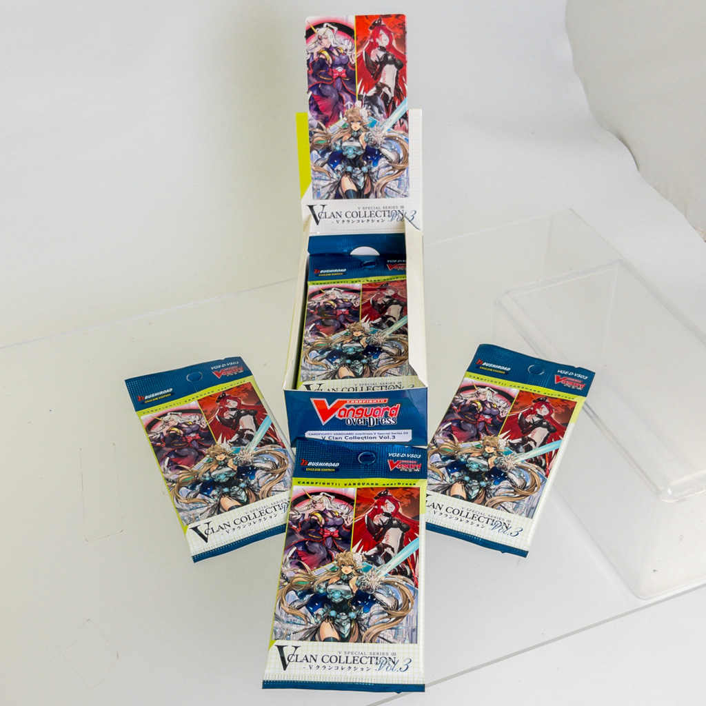 Cardfight!! Vanguard overDress - V Clan Collection Vol 3 - Lot of 11 Packs *OPEN BOX ...