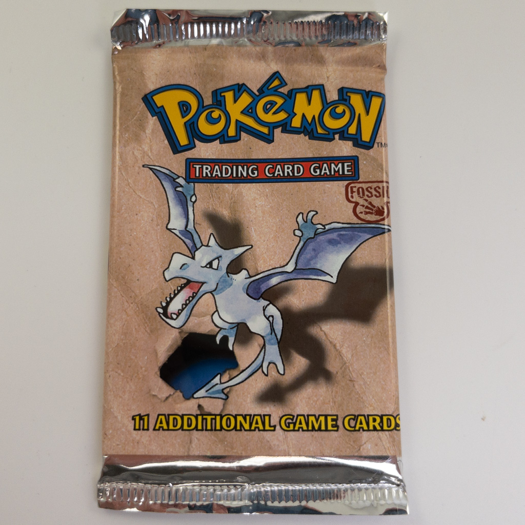 Pokemon - FOSSIL - Booster Pack Aerodactyl Artwork *EMPTY WRAPPER - NO ...